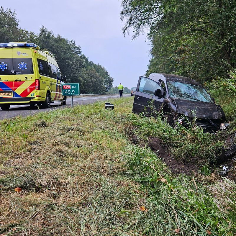 Automobilist gewond na ongeluk op A28 bij Pesse - RTV Drenthe