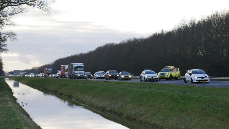 Ongeluk zorgt voor file op A28 bij de Wijk - RTV Drenthe