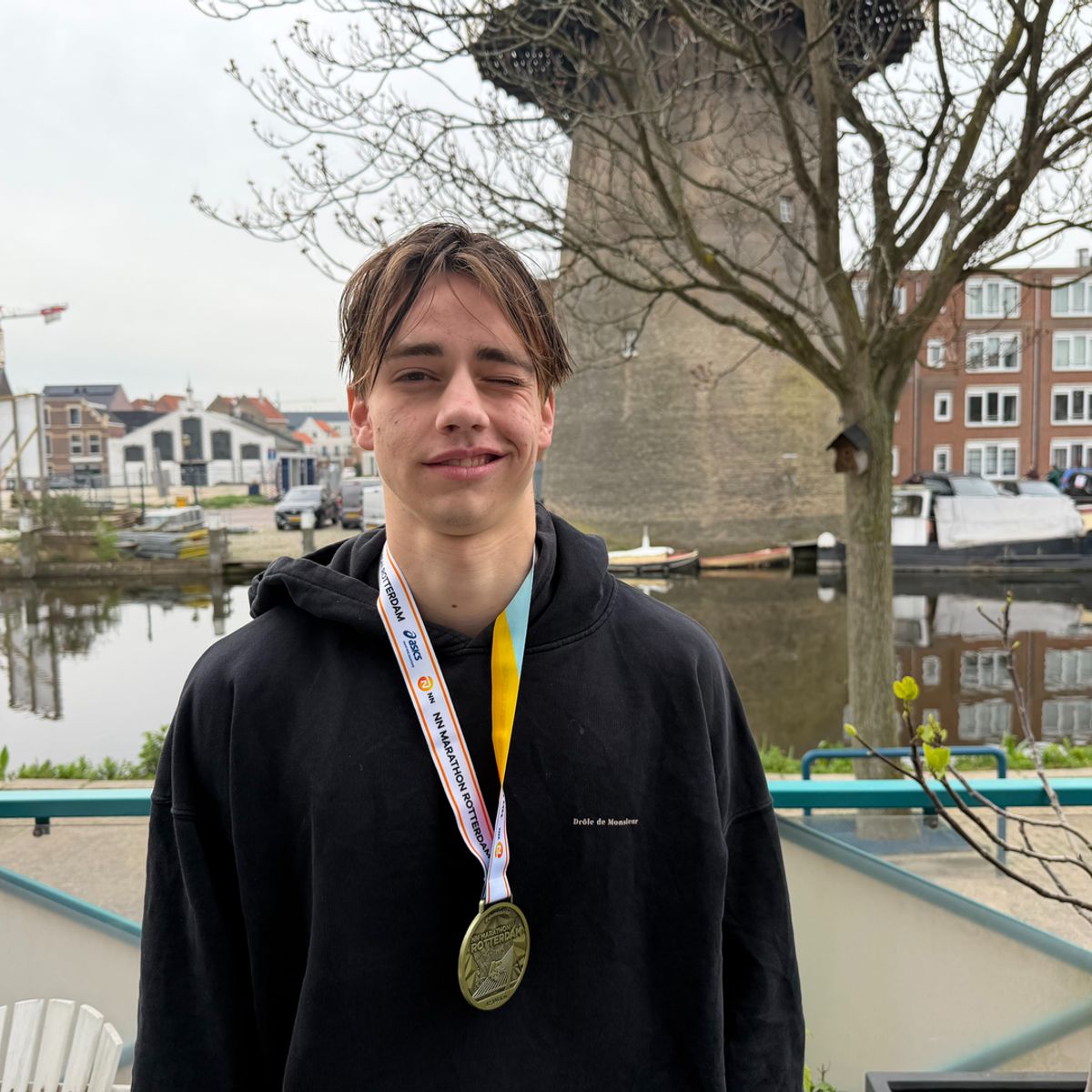 Zo is Olivier er een dag na de marathon aan toe: 'Ik heb zelfs in mijn ...