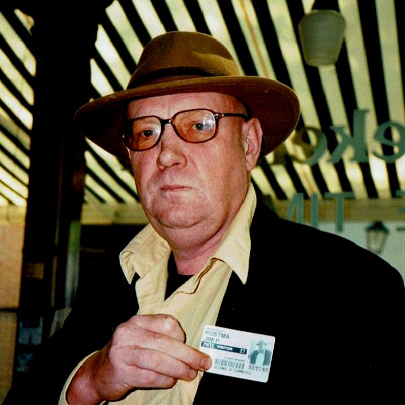 Stilte en kroegentocht bij afscheid van Rotterdamse journalist Jim ...