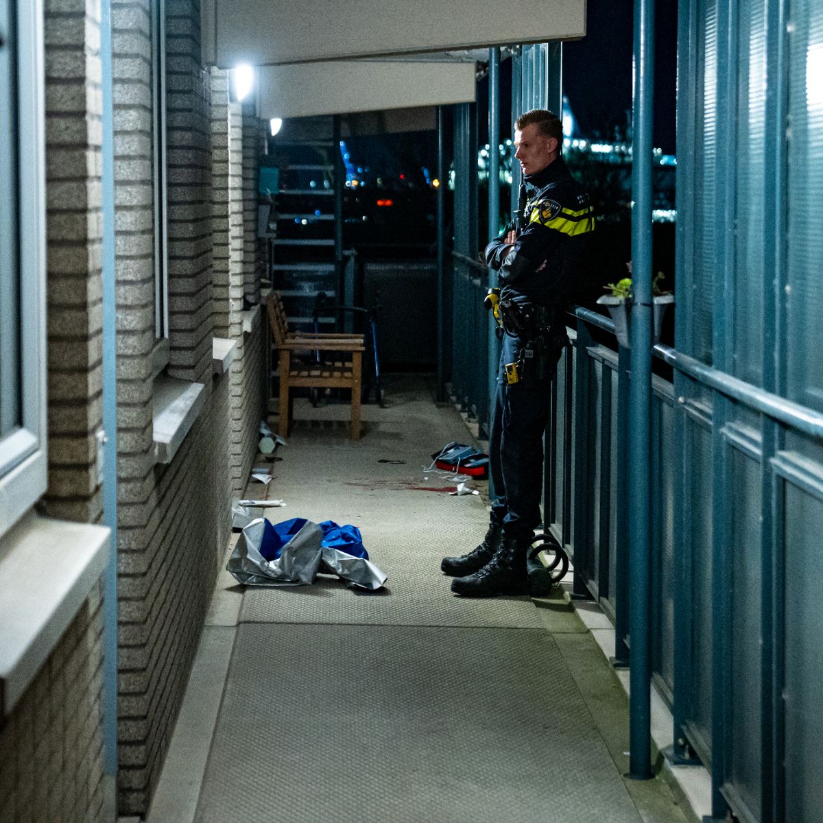 Verdachte (60) opgepakt voor steekpartij met zwaargewonde | Waardetransporteurs kunnen geen kant ...