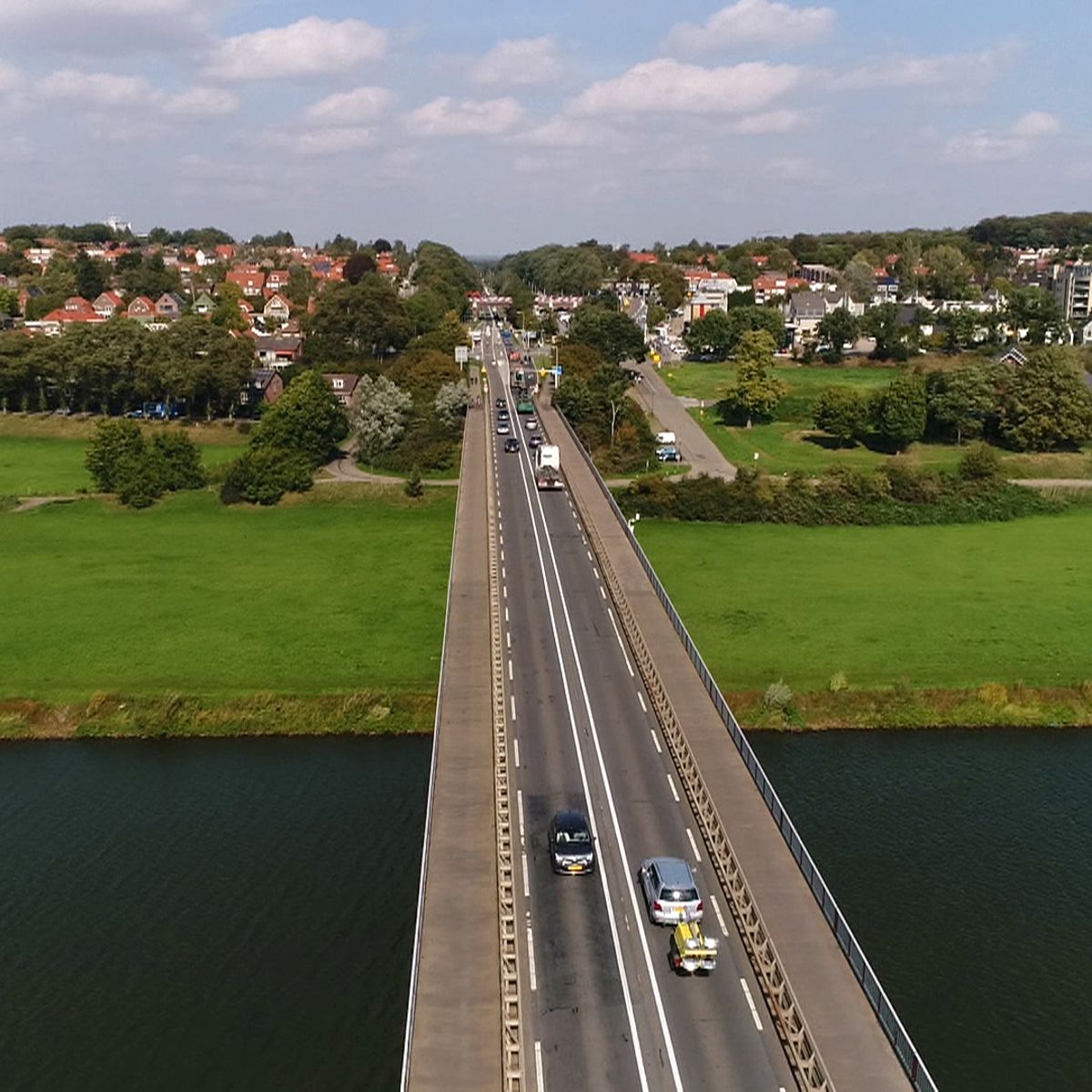 45 minuten omrijden: Rijnbrug bij Rhenen vanaf vandaag dicht - RTV Utrecht