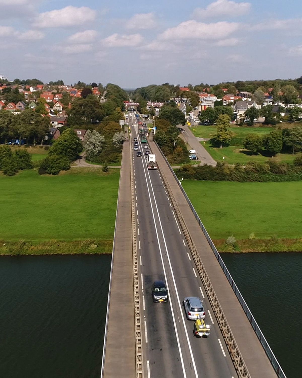45 minuten omrijden: Rijnbrug bij Rhenen vanaf vandaag dicht - RTV Utrecht