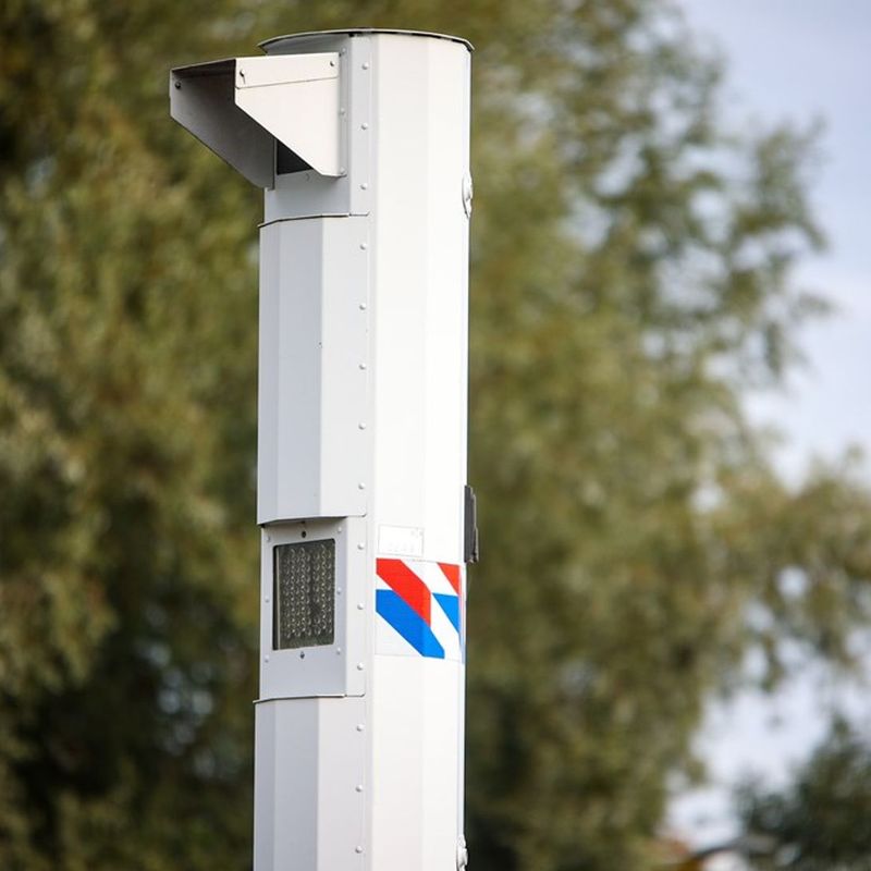 Deze flitspaal in Overijssel flitst het vaakst - Oost