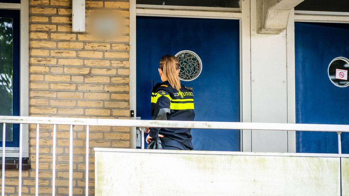 Dode gevonden in Arnhem, politie houdt twee mensen aan - Omroep Gelderland