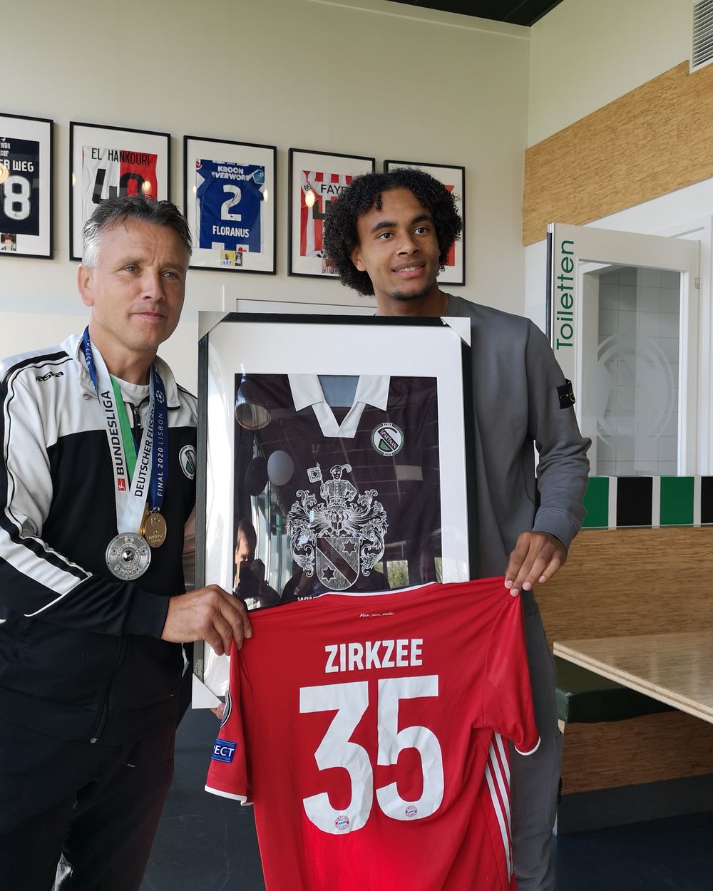 Zirkzee blijft bij Champions League-winnaar Bayern München: 'Wil je de ...