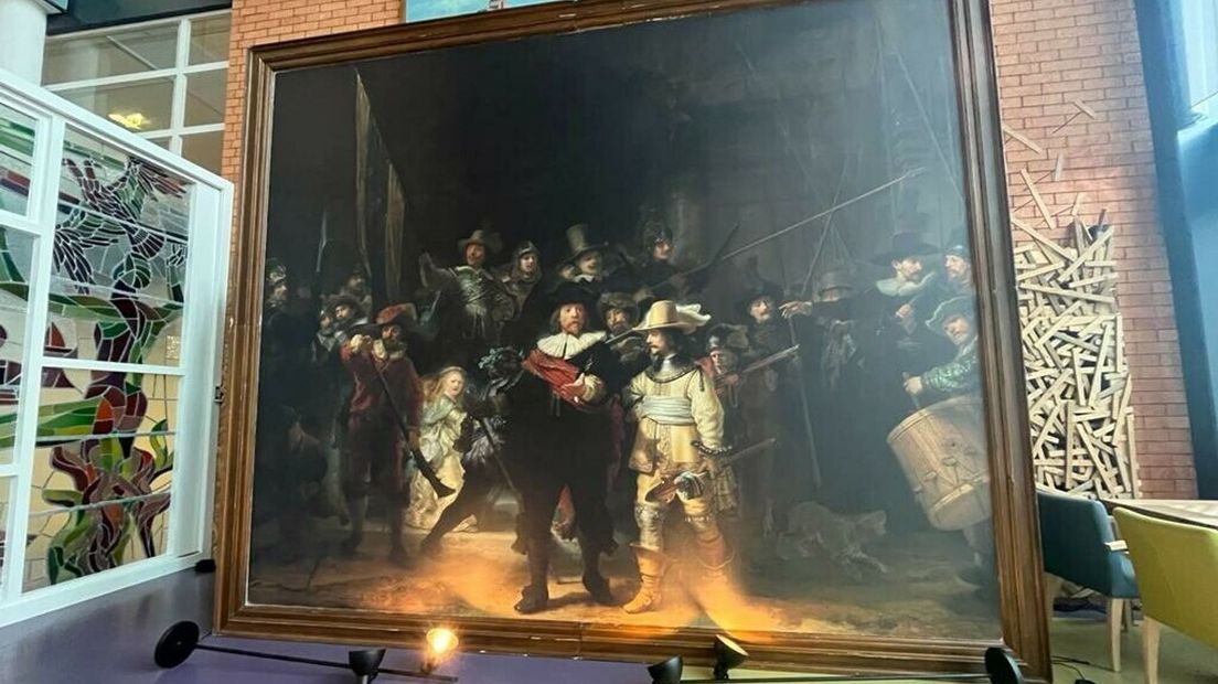 Meesterwerk Nachtwacht in Breskens: 'Ouderen kunnen niet naar musea, dus we brengen de kunst ...