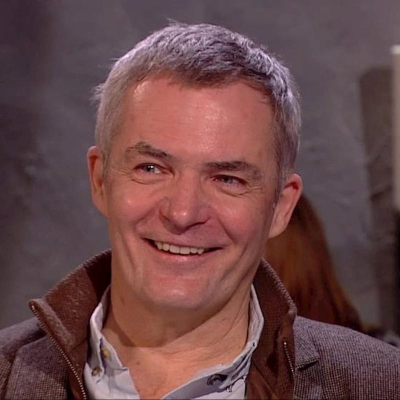 Onderzoek: Herman Finkers en Edwin Evers zijn het grappigst - Oost