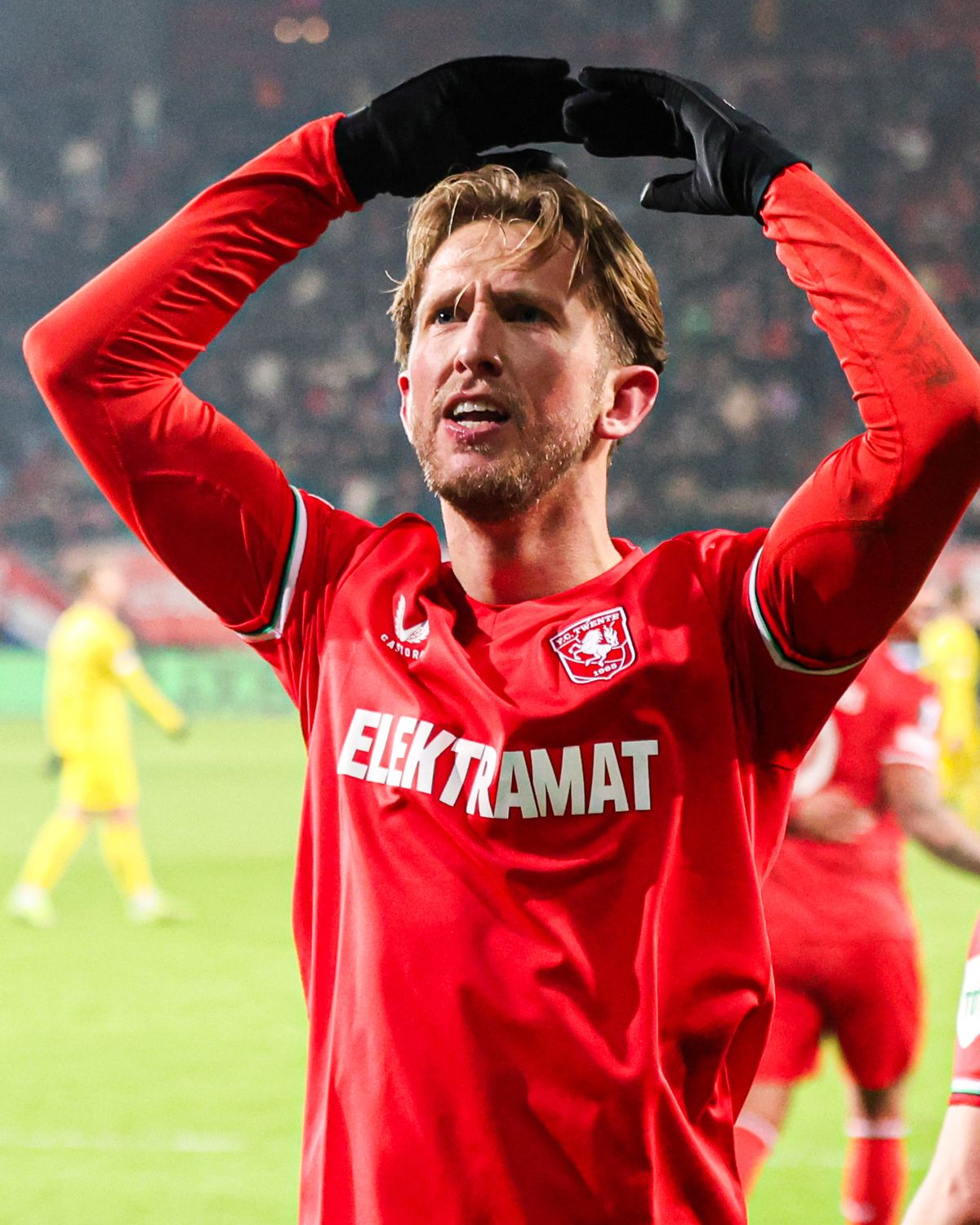 Kersvers vader Michel Vlap met FC Twente mee naar Noorwegen - Oost