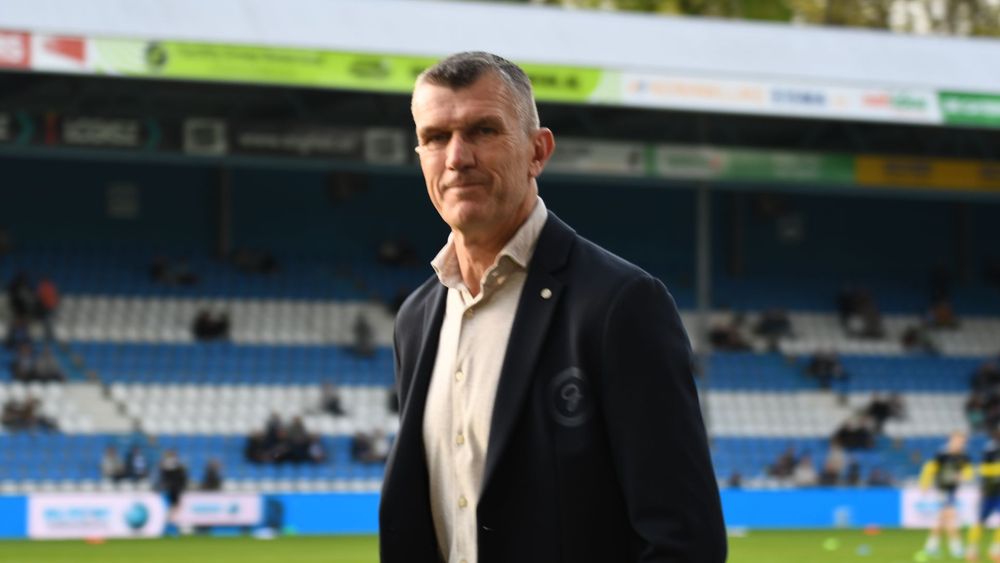 Dijkhuizen heeft nieuwe club • Jonkers verlengt in Doetinchem - Omroep ...