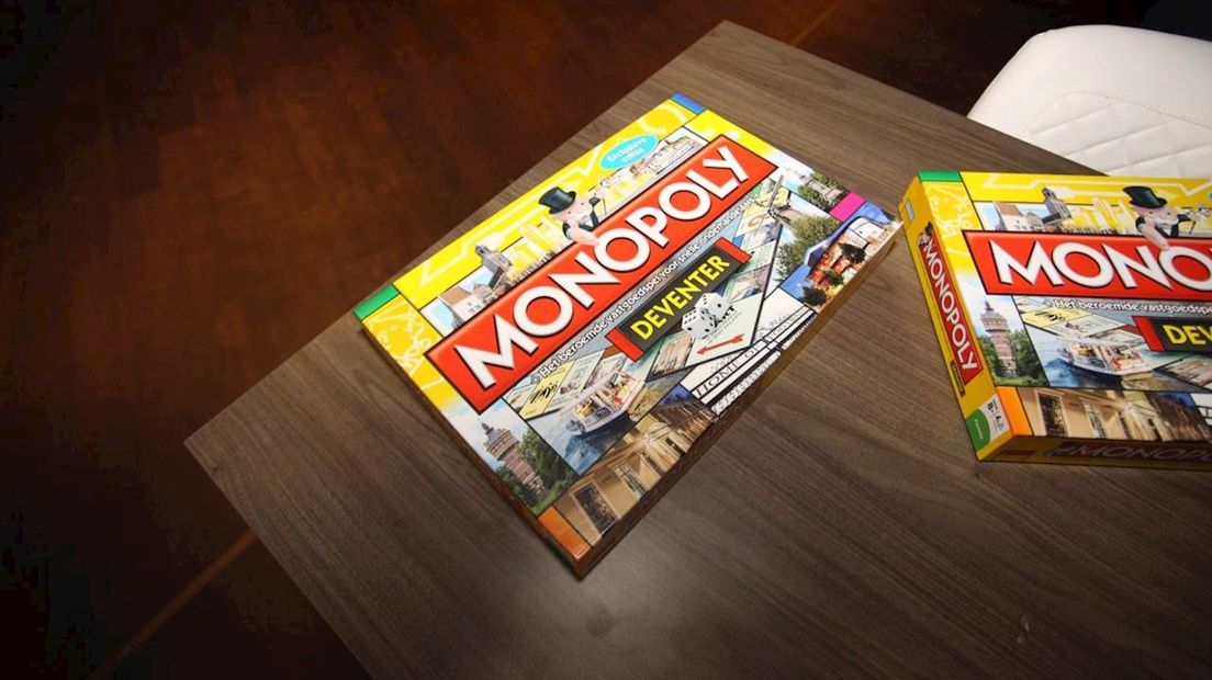 Deventer heeft vanaf nu een eigen Monopoly-spel - Oost