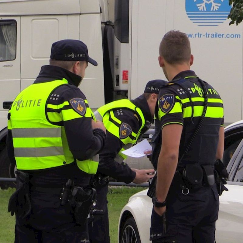 Vier ton aan boetes geïnd en beslaglegging op elf auto's bij grote ...