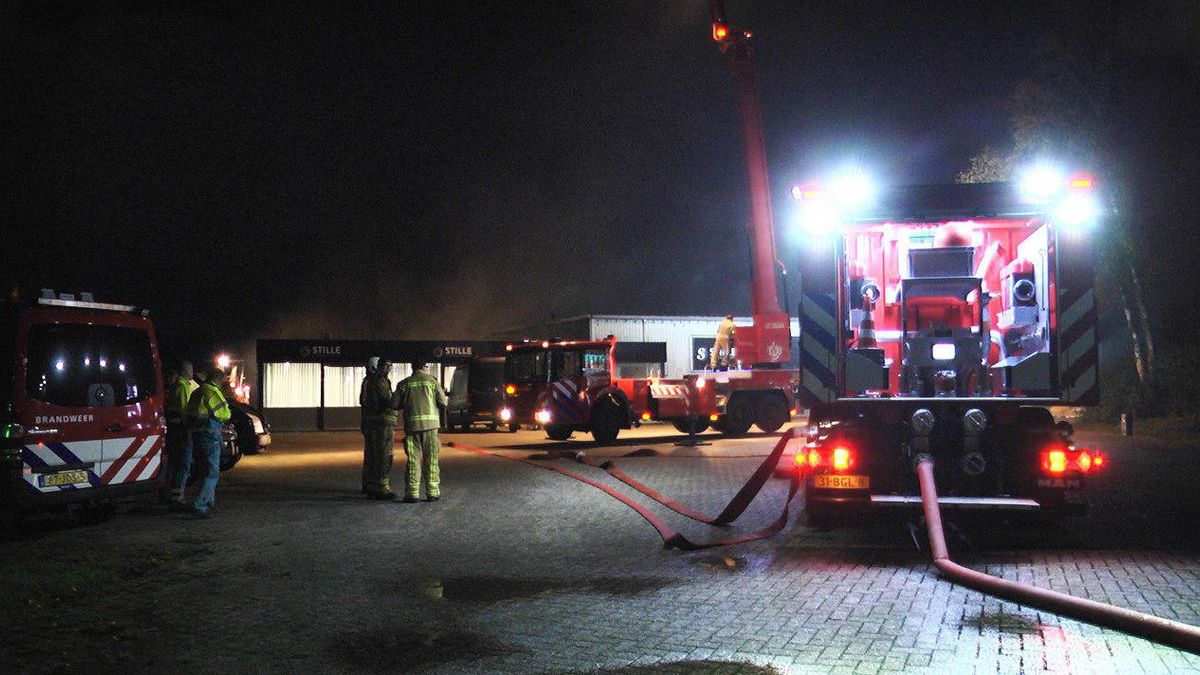 Brand in bedrijfspand in Rogat [update] - RTV Drenthe