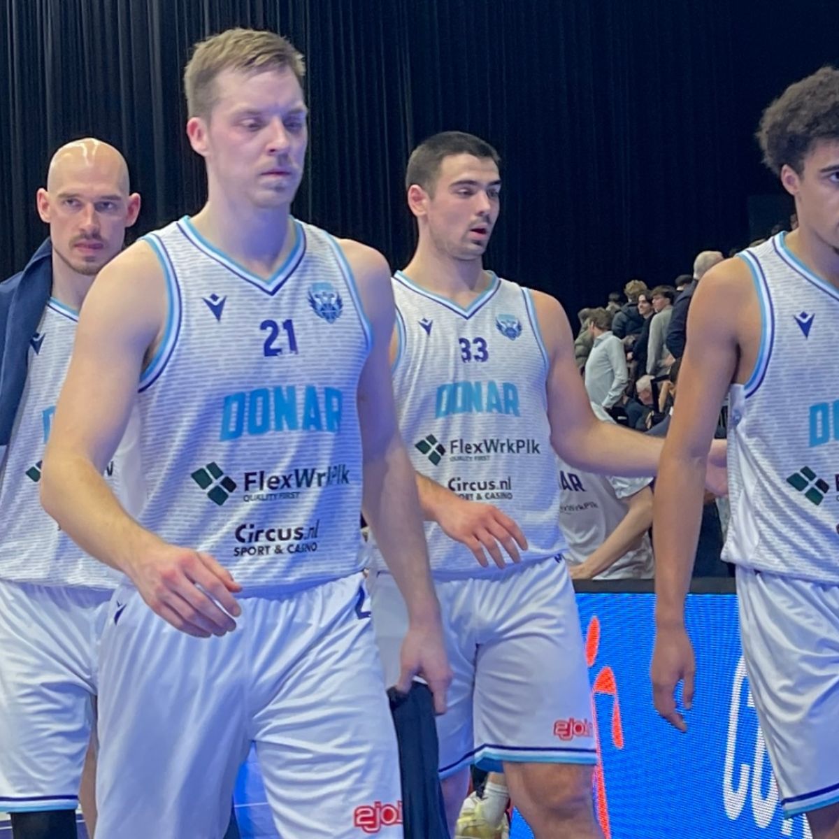 Kangoeroes Mechelen laat Donar alle hoeken van de zaal zien - RTV Noord