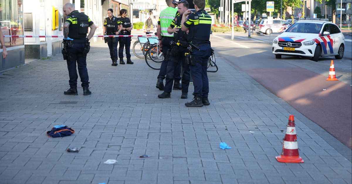 Schietpartij: politie houdt verdachte aan op snelweg - Rijnmond