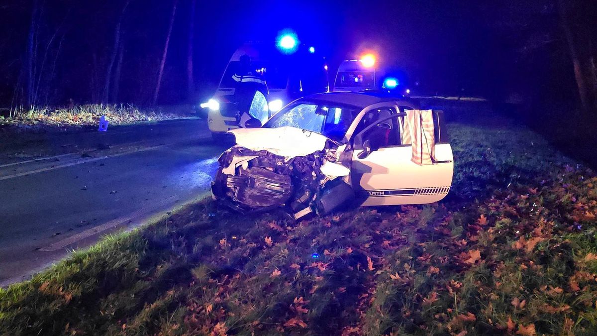 Meerdere gewonden bij frontale botsing - Omroep Gelderland