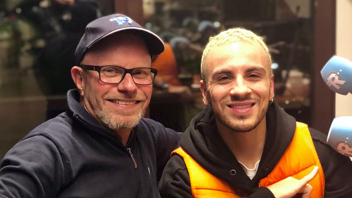 Rotterdamse zanger Fais te gast in Rijnmond Nu - Rijnmond