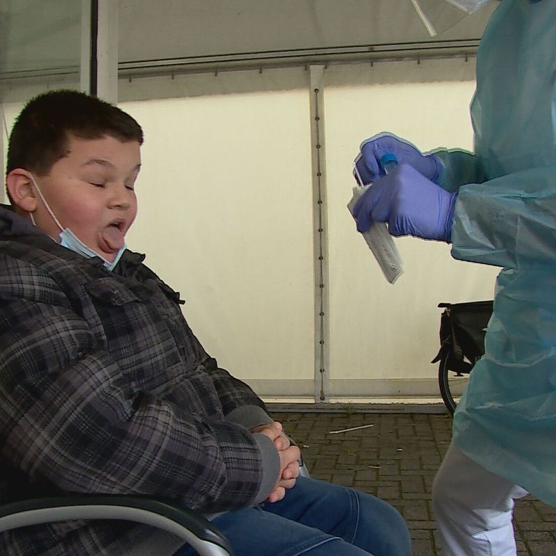 Geluk bij een ongeluk voor Zeeuwse kinderen: geen stokje in neus bij ...