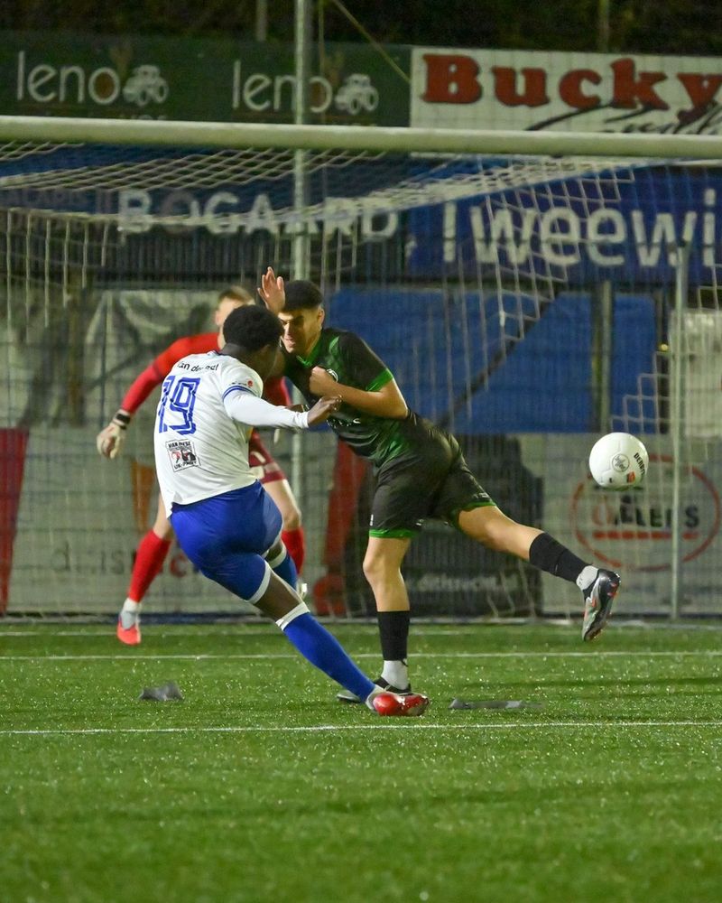 Hoek wint van Zelzate en ziet Zeeuws-Vlaamse testspeler scoren - Omroep ...