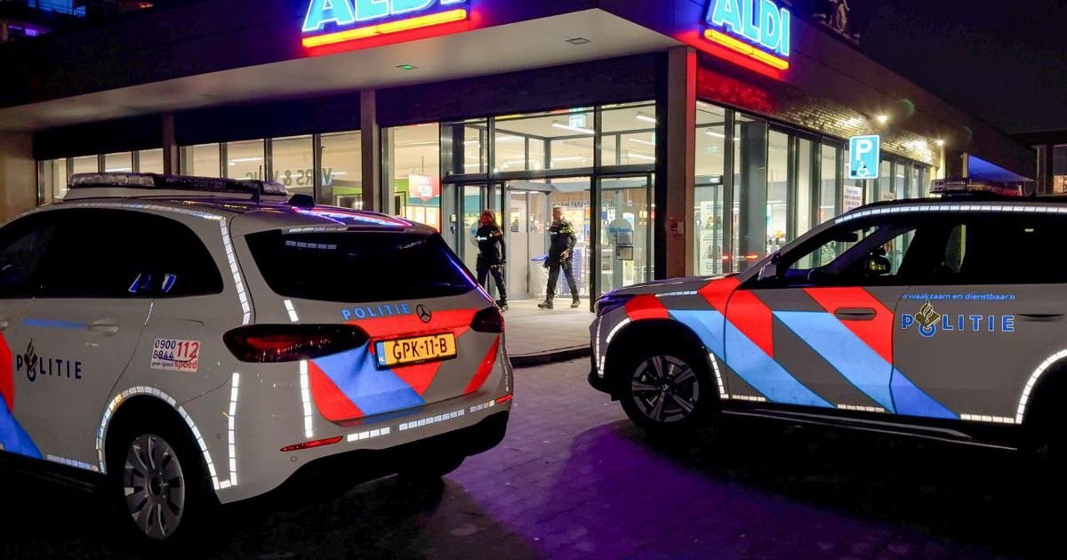 Politie zoekt verdachte na overval op supermarkt in Enschede - Oost