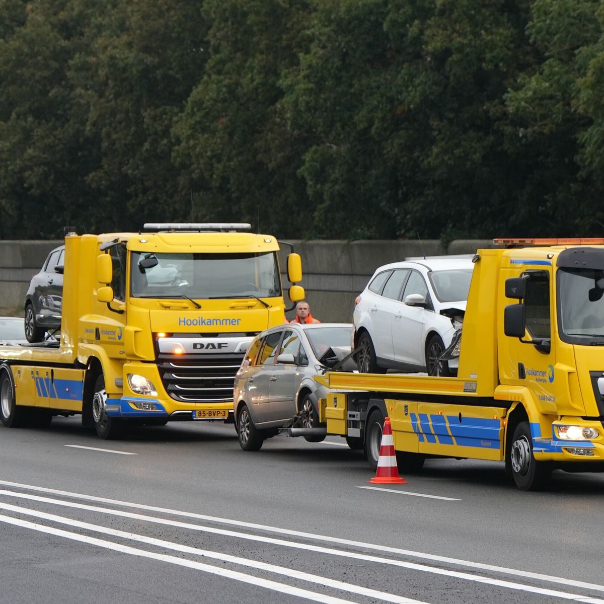 Kilometerslange files op A28 en A32 door ongeluk, verkeer kan weer doorrijden - RTV Drenthe