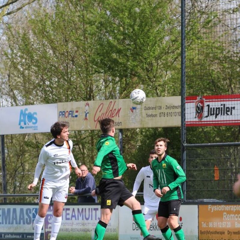 Terneuzense Boys weet na vijf duels weer wat verliezen is - Omroep Zeeland