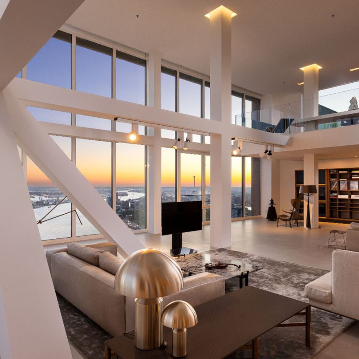 Twee miljoen euro ‘korting’: het duurste penthouse dat te koop staat in Rotterdam zakte fors in ...