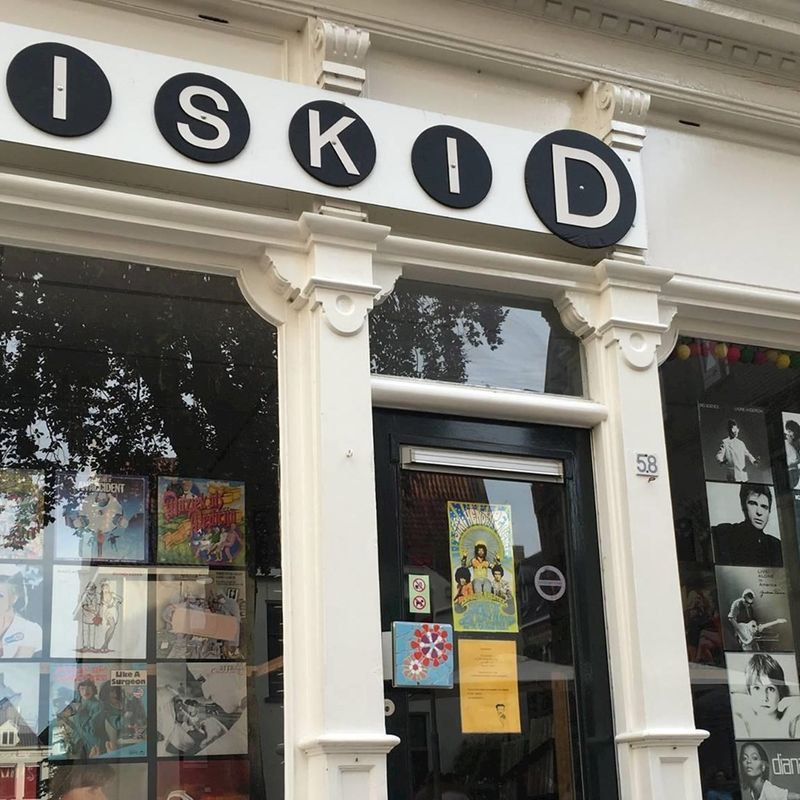Diskid Zwolle is beste vinylzaak, 5 Overijsselse zaken in de top 10 - Oost