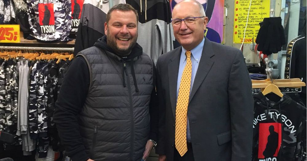 Robbie van der Veen (CDA): Een marktkoopman met politieke ambities ...