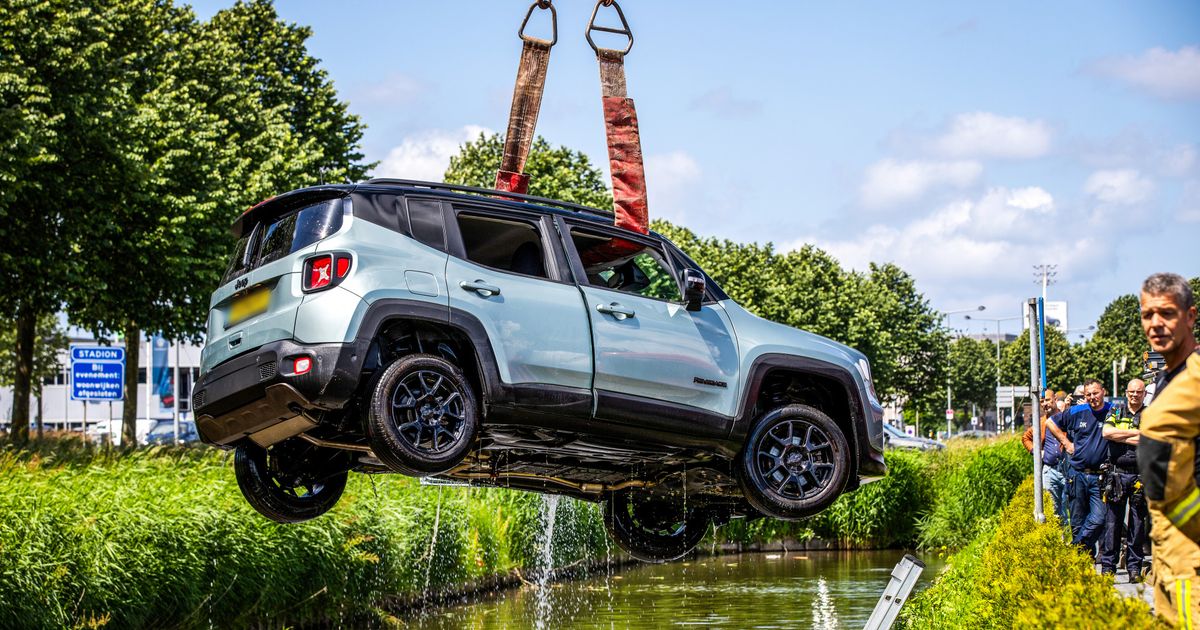 112-nieuws | Auto rijdt water in bij tuincentrum - Nog vier arrestaties ...