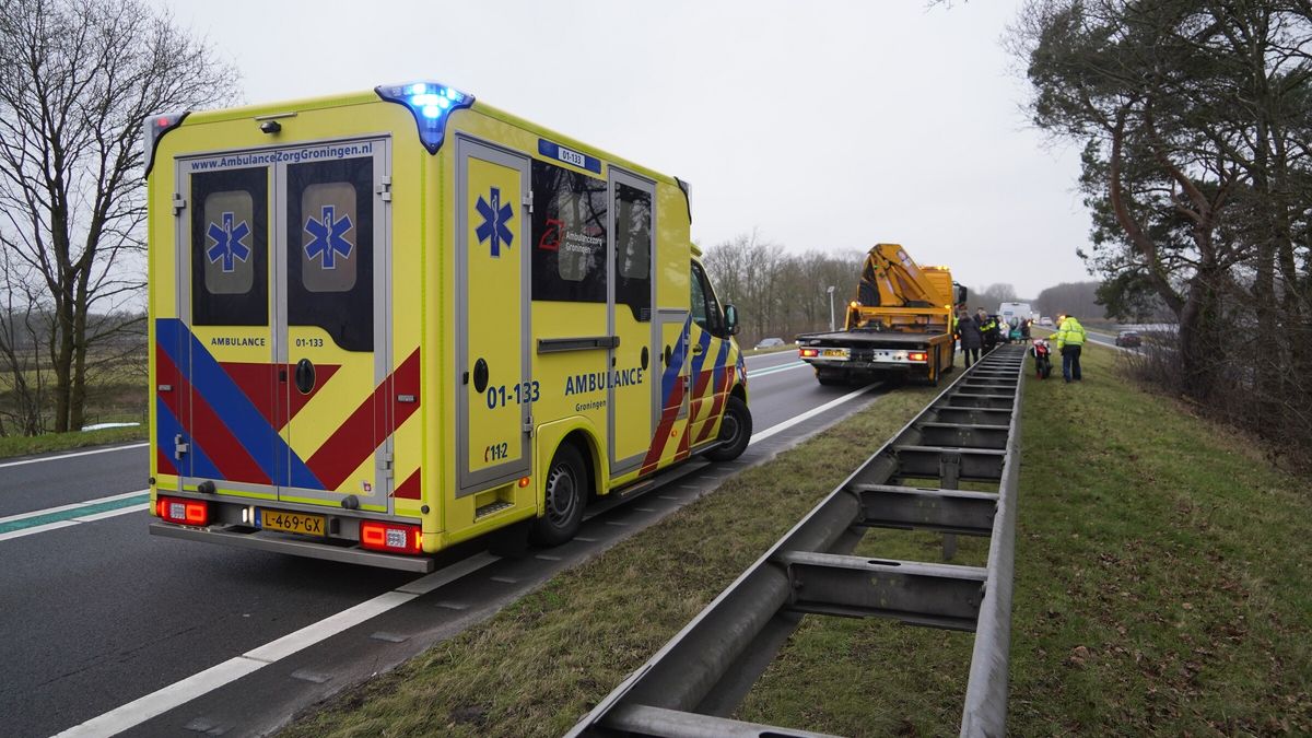Motorrijdster gewond bij ongeluk op N34 bij Zuidlaren - RTV Drenthe