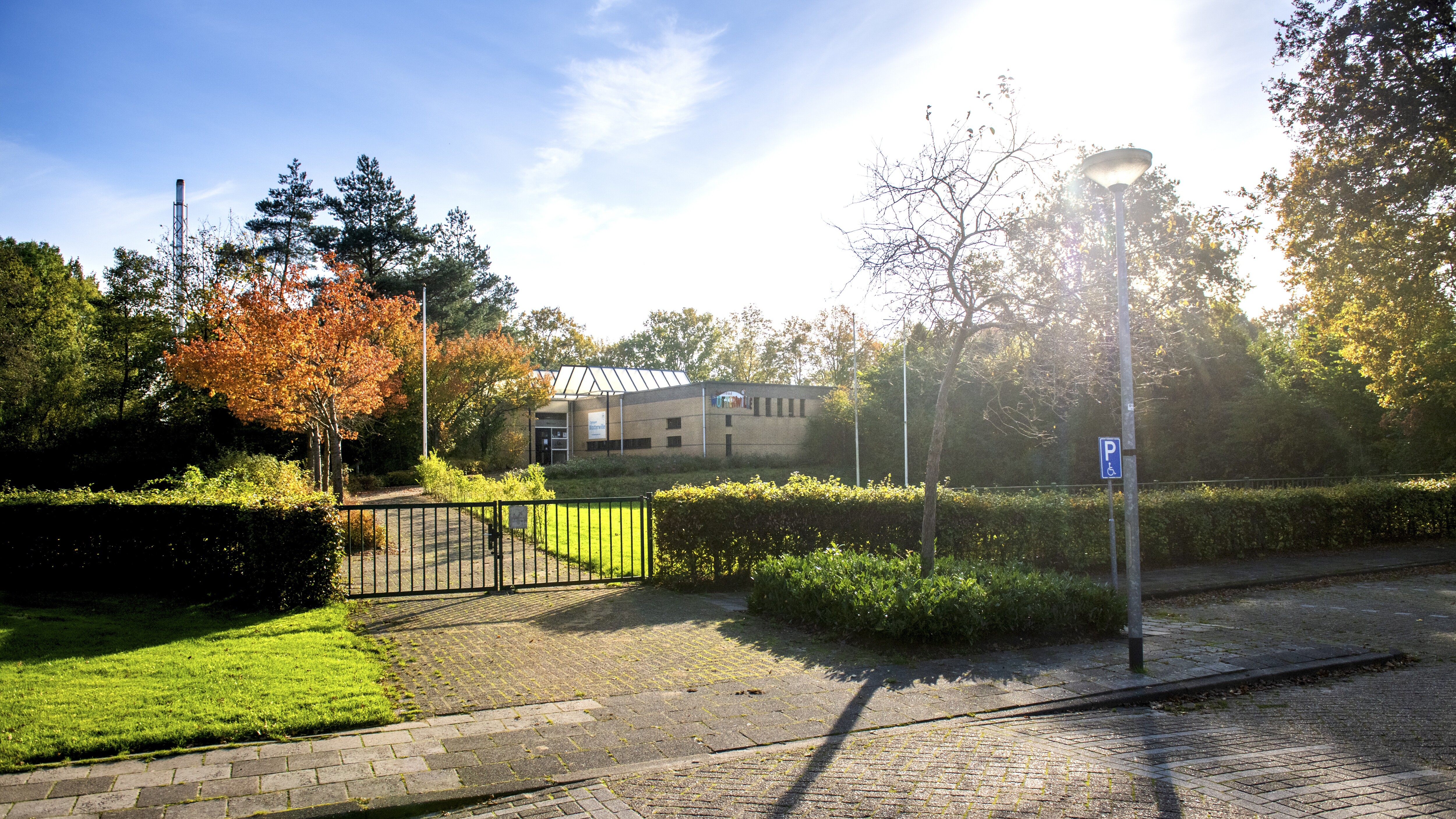 Verdachten zwembadmoord niet op vrije voeten: ‘Onbegrijpelijk’ - RTV ...