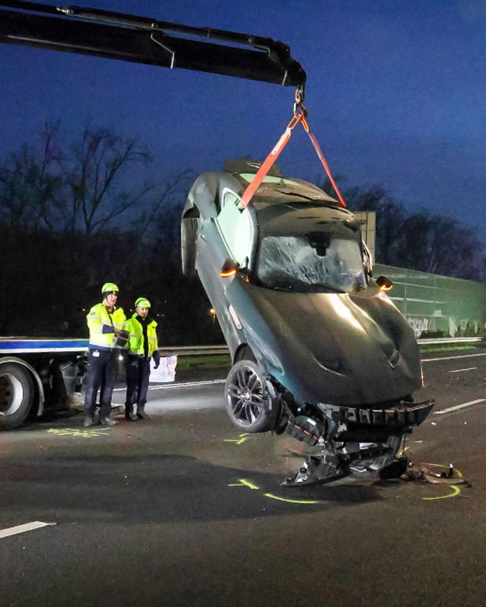 Gewonden bij ongeluk met spookrijder - Rijnmond