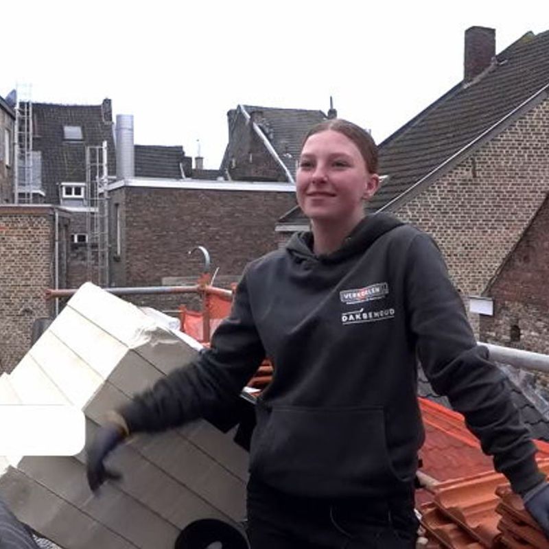 Charena (18) is vrouw in de bouw: 'Dit is mijn droombaan' - L1 Nieuws
