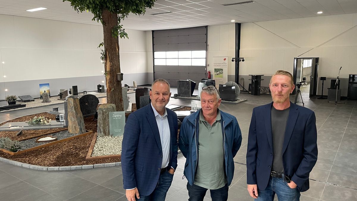 140 jaar in de grafstenen: Engberts uit Assen viert mijlpaal - RTV Drenthe