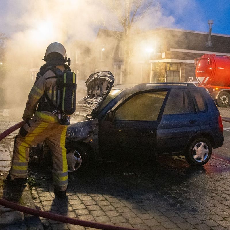Vooral brandjes tijdens relatief rustige jaarwisseling in IJsselland ... Vooral brandjes tijdens relatief rustige jaarwisseling in IJsselland ...