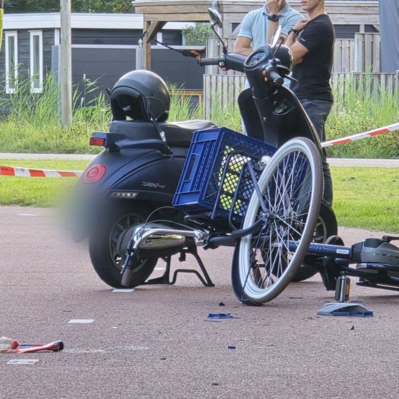 Scooterrijder onder invloed van drugs en alcohol rijdt fietser aan - Rijnmond