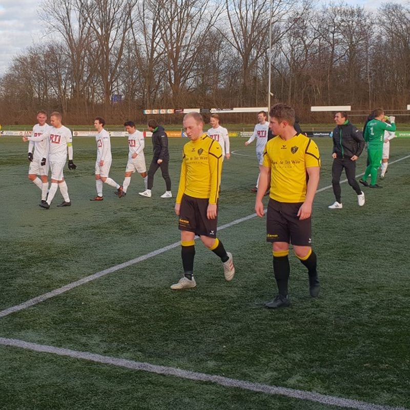 Alcides en Achilles 1894 onderuit in hoofdklasse - RTV Drenthe Alcides en Achilles 1894 onderuit in hoofdklasse - RTV Drenthe