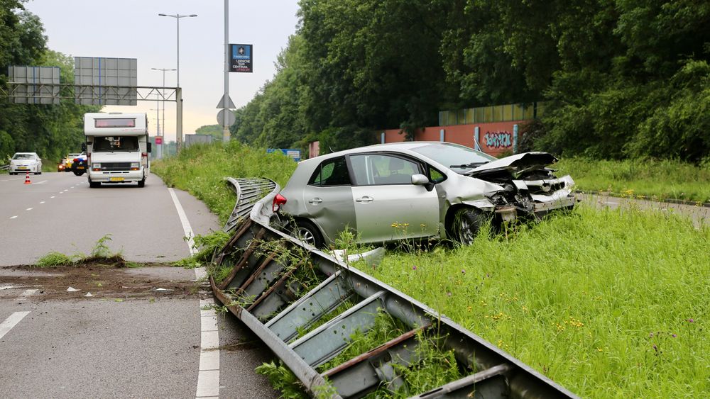112-nieuws: Flinke schade na ongeluk Waterlinieweg Utrecht | Auto ...