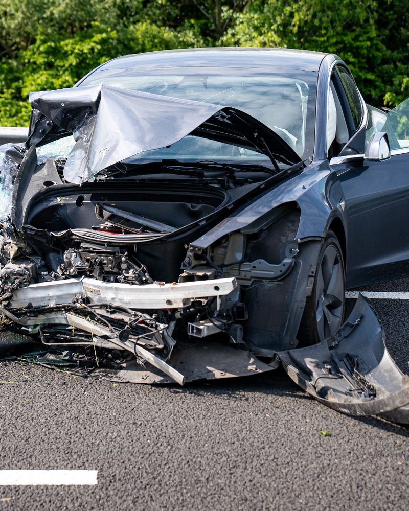 Ongelukken in avondspits zorgen voor lange files en afgesloten verbindingsweg - Rijnmond