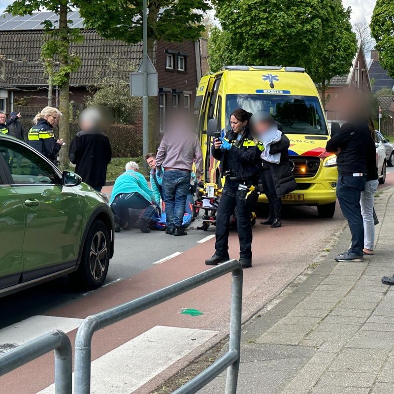Voetganger gewond na aanrijding met auto - L1 Nieuws