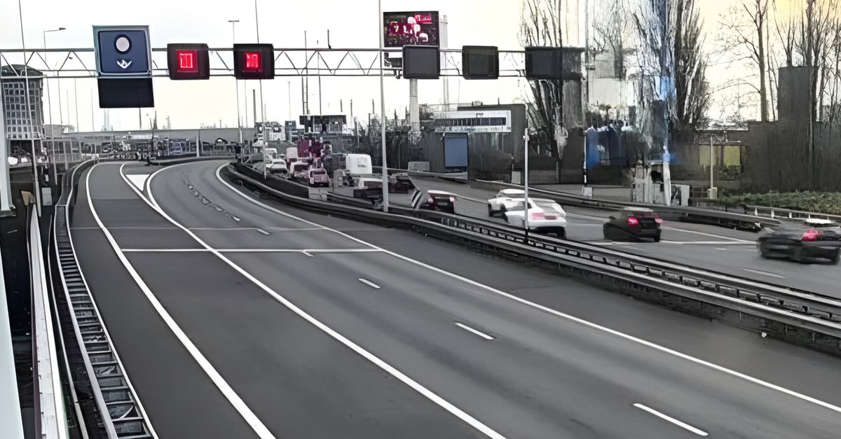 Ongelukken leiden tot lange files rond Rotterdam, Beneluxtunnel ...
