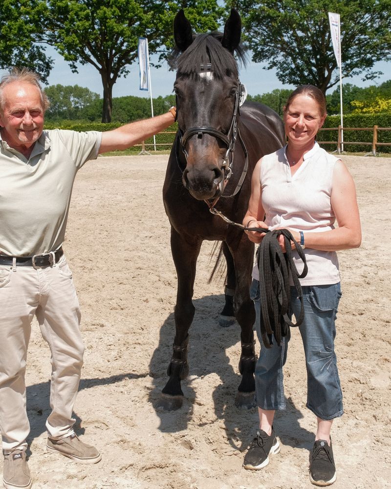 Limburgs hobbypaard springt tussen wereldtop in Kessel - L1 Nieuws