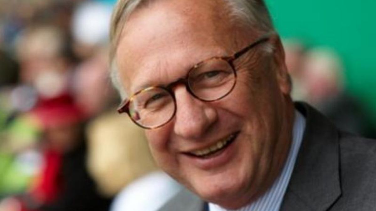 Frans Lavooij krijgt Faas Wilkes-prijs - Rijnmond