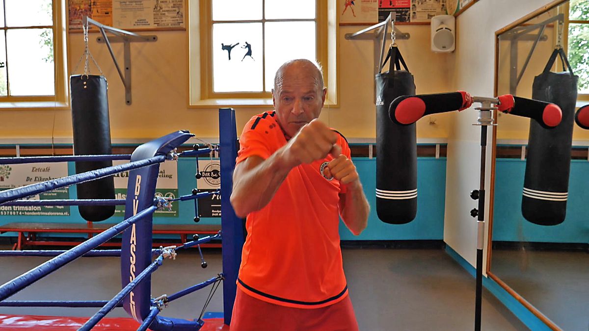 Jack (82) uit Assen staat nog altijd in de boksring: 'Ik stop met 100, denk ik' - RTV Drenthe