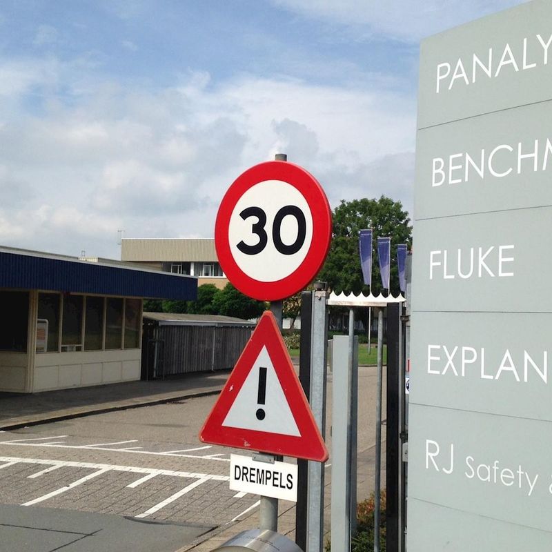 Directie Benchmark Electronics Almelo wil dertig medewerkers ontslaan ...