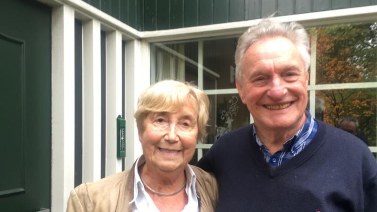 Rob en Leni (85) trouwen alsnog na halve eeuw - Rijnmond