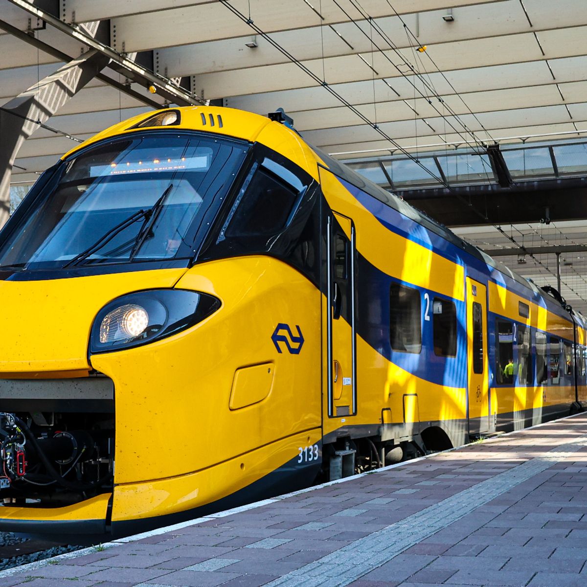 Treinstaking gaat volgende week nieuwe fase in: dinsdag wéér geen ...