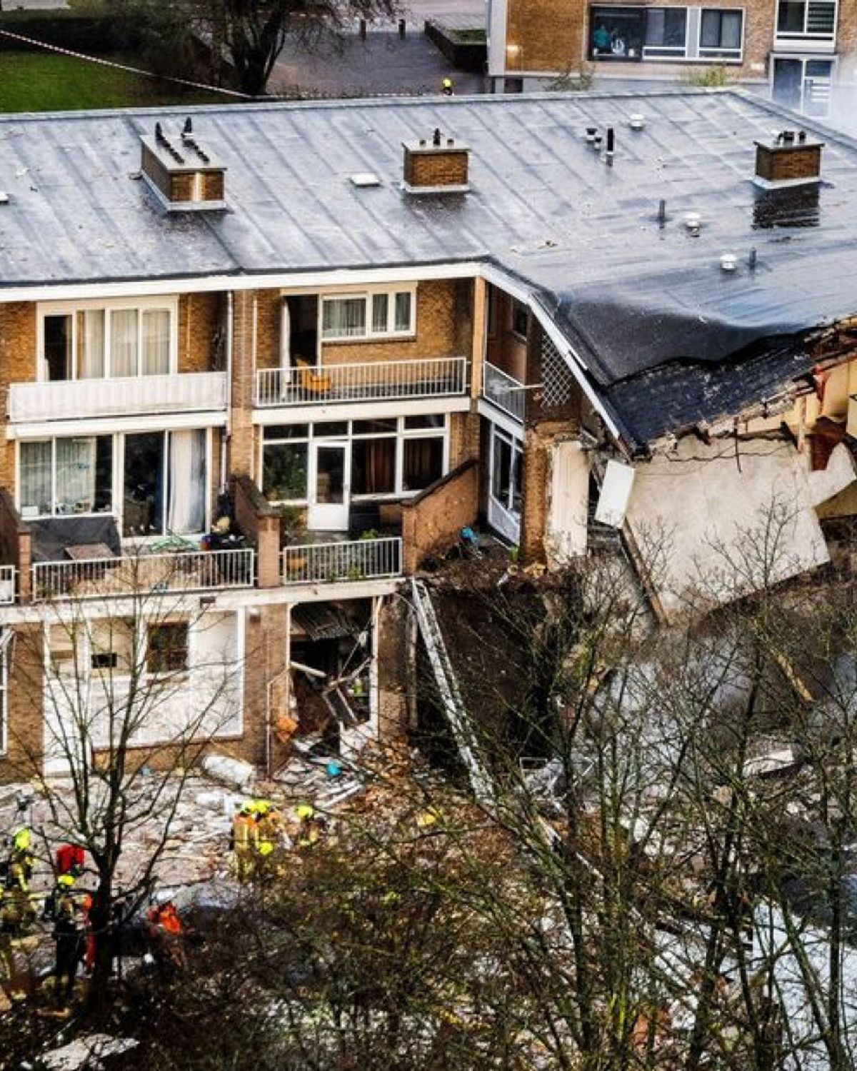 Zoektocht naar slachtoffers explosie Mariahoeve afgerond - Den Haag FM