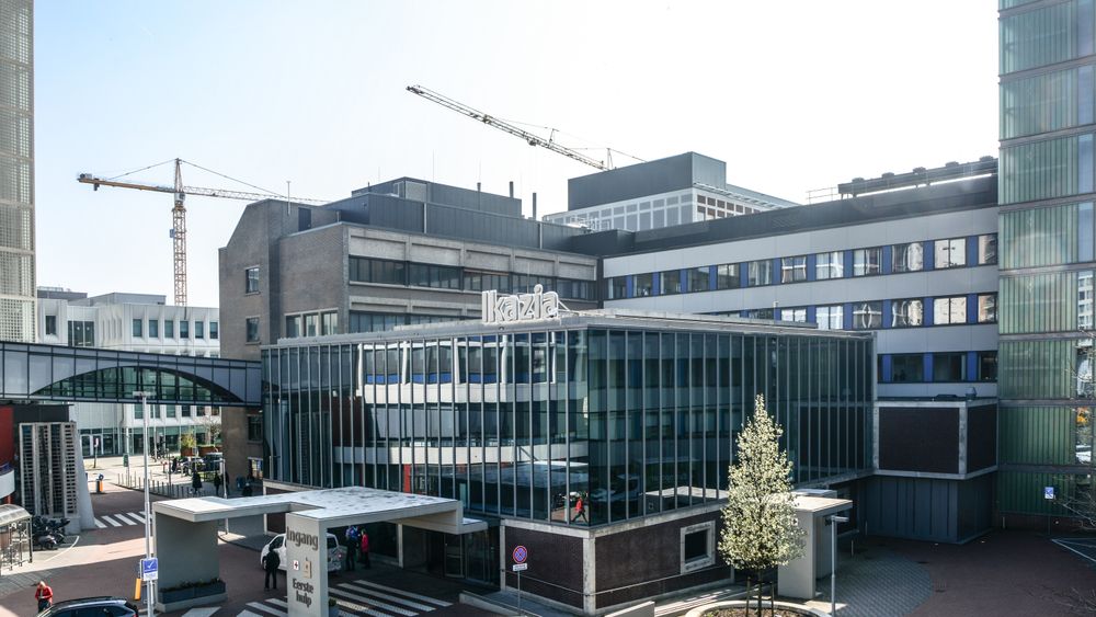 Ikazia Ziekenhuis zet veelbesproken neuroloog Jan Bonte op zijspoor ...